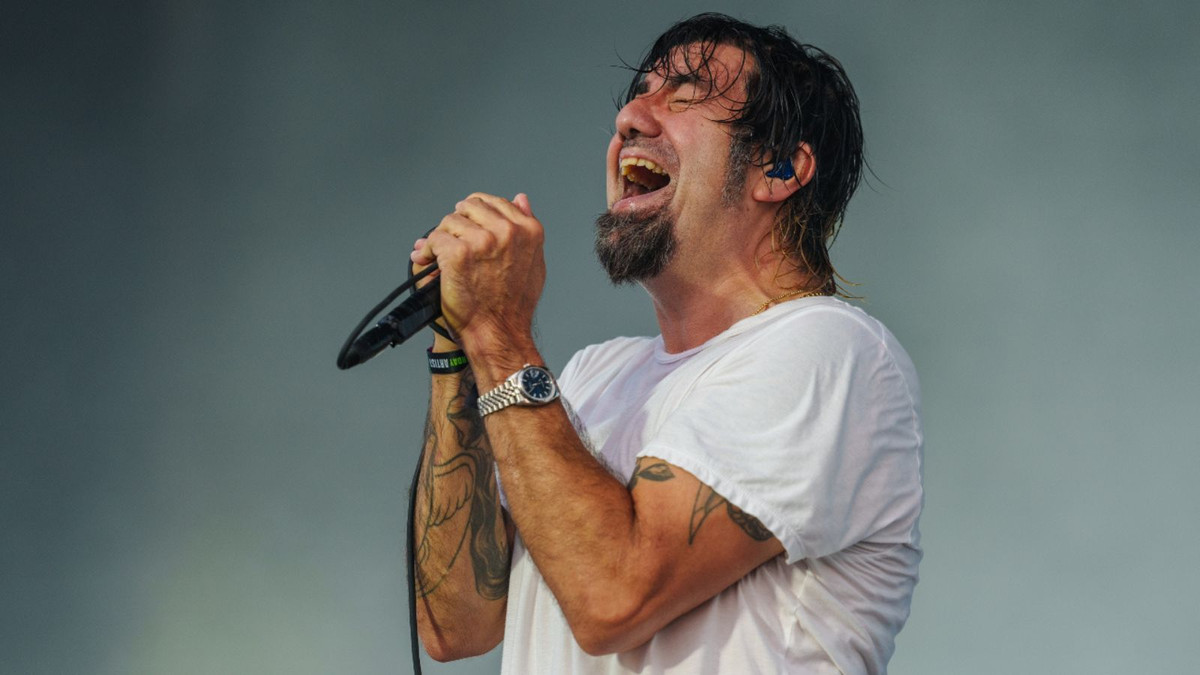 'I Wanted to Play the Drums': Chino Moreno Opens Up on How He Became ...