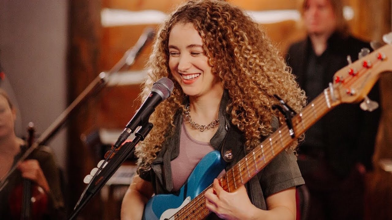 Tal Wilkenfeld Shares Her No. 1 Tip for Getting a Good Live Sound ...