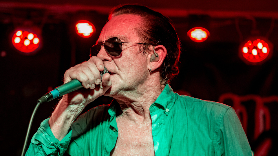 Ex-Rainbow's Graham Bonnet Reveals Band He 'Couldn't Believe' Used ...