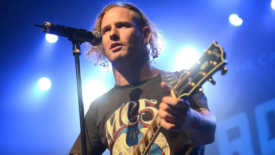 Corey Taylor Reflects on the Effects of Constant Touring: 'I'm Not 35 ...