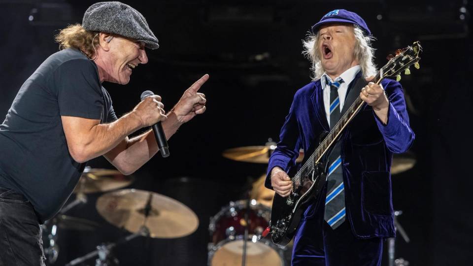 AC/DC Announces European 'Power Up' 2024 Tour, Here Are the Details ...