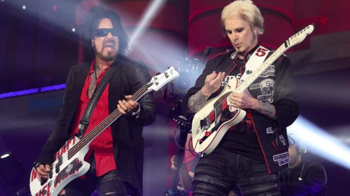 'Sit in the Backyard and Play Guitars': Nikki Sixx Explains What It Was ...