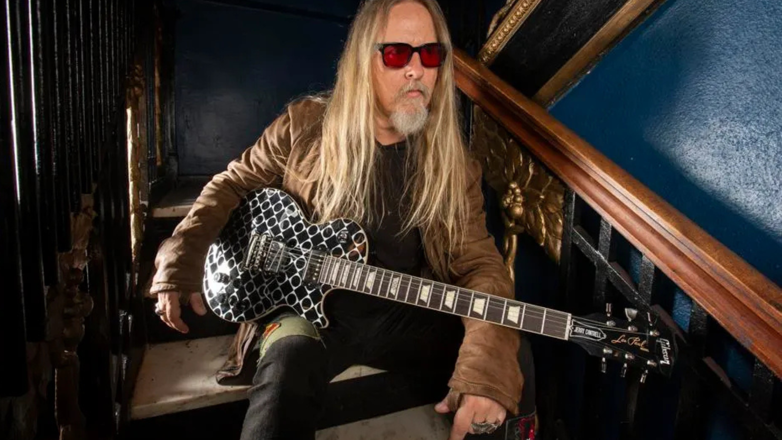Jerry Cantrell Explains Why Current Music Business Model Is 'Bad': 'It ...