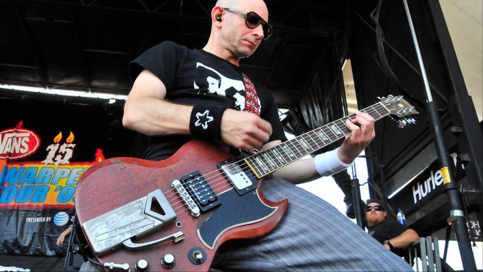 3 Iconic Vintage Guitars Used By Punk Rock Legends | Ultimate Guitar