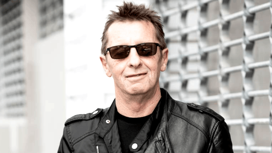 AC/DC's Phil Rudd: This Is the Best Guitarist I've Ever Played With ...