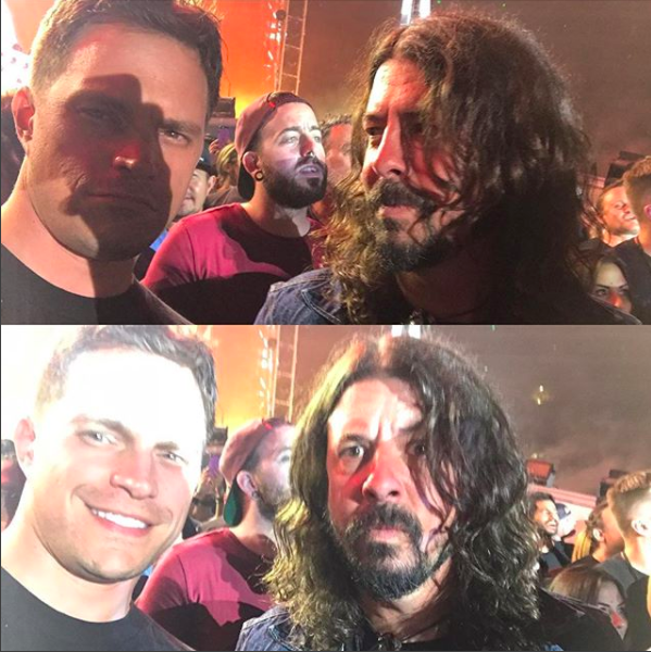 Here's Dave Grohl Rocking Out in the Pit at Metallica Show | Ultimate ...