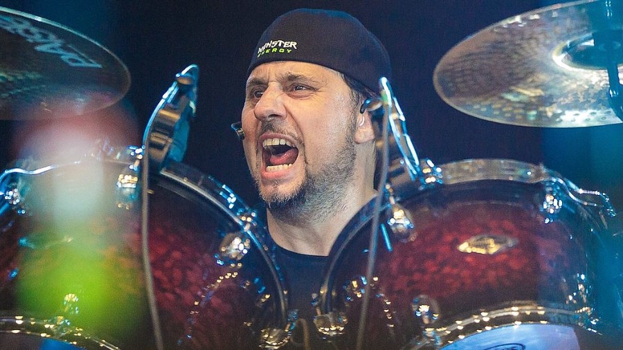 Dave Lombardo Talks What Makes Drum Part Like Slayer's 'Angel of Death ...