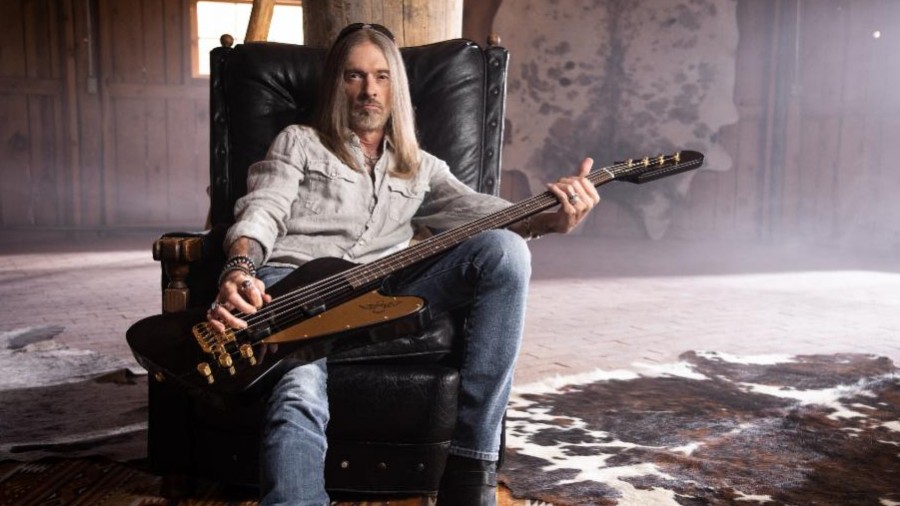 Gibson Teams Up With Pantera's Rex Brown for Signature Thunderbird Bass ...