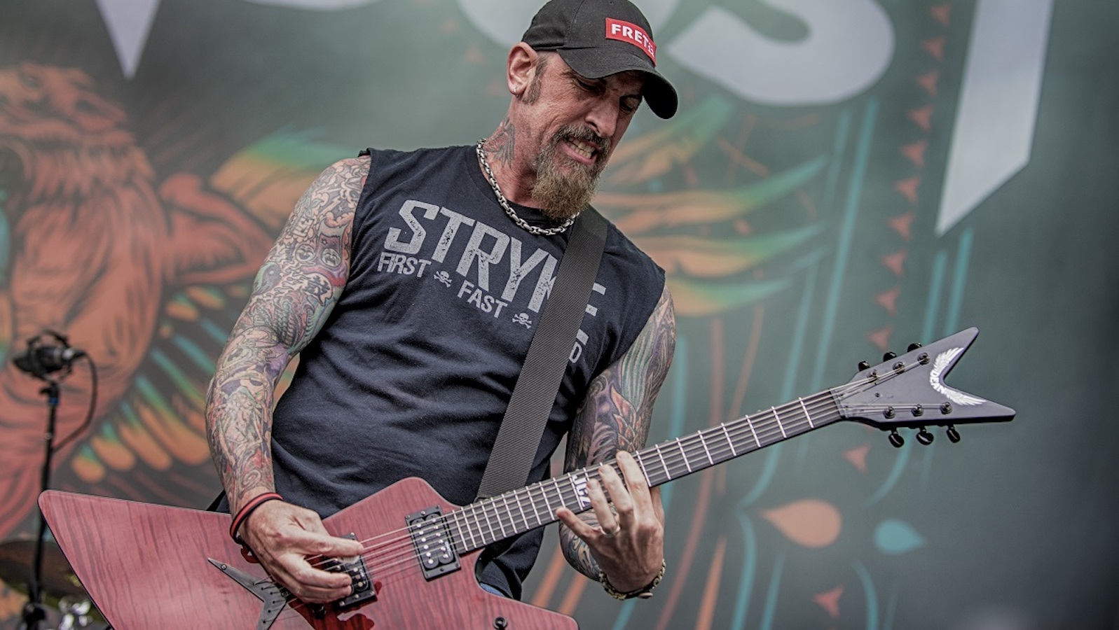 Sevendust Guitarist Recalls Using Marshall and EVH5150 Amps on New ...