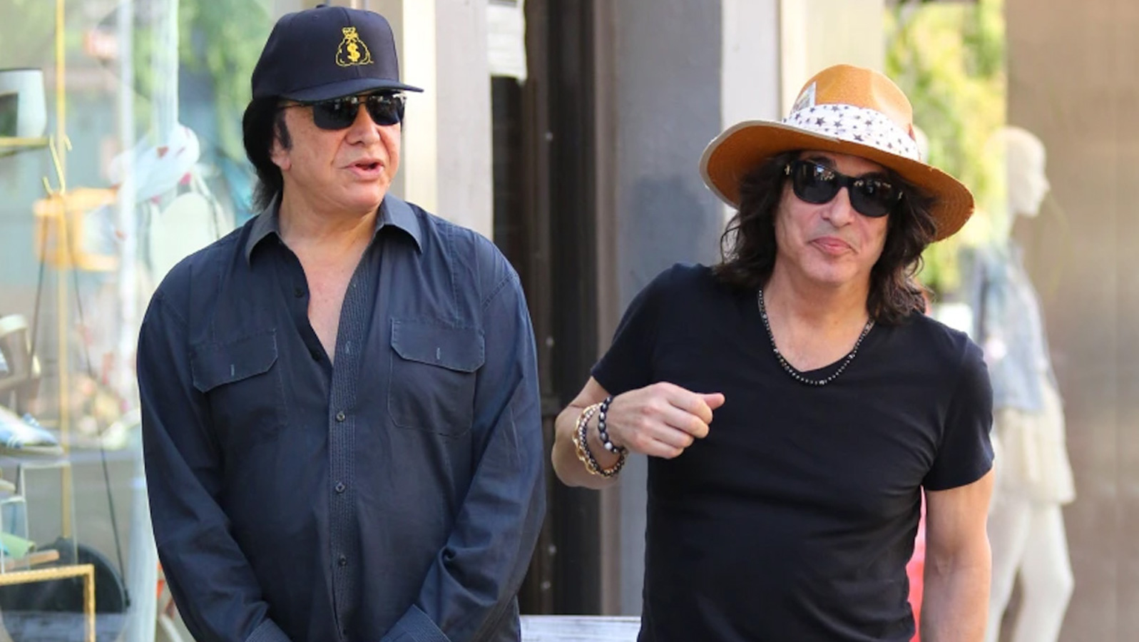 Ex-Kiss Manager Recalls Risky Decision to Bring Back This Song to Live ...