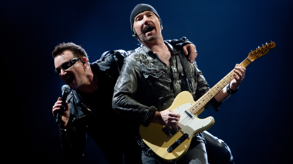 Edge Says Guitar Is Making a Comeback and He Wants to Be at the ...