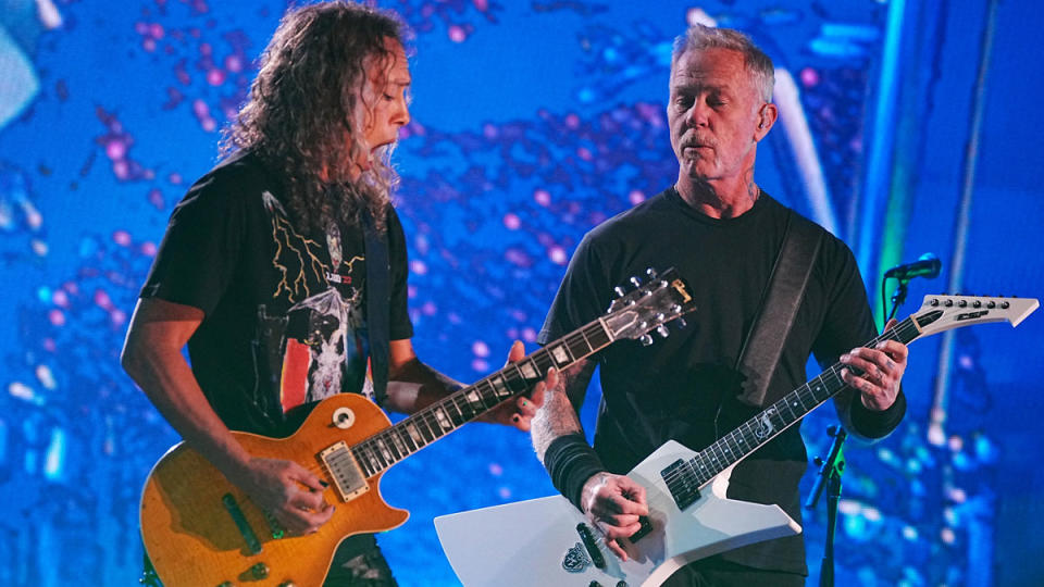 Listen: Here Are Isolated Guitar Tracks From Metallica's New 11-Minute ...