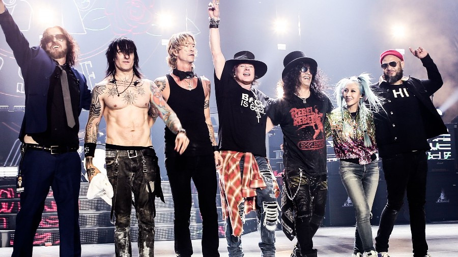 Watch: Guns N' Roses Give Live Debut to New Single 'Perhaps', Here's How They Sound | Ultimate ...