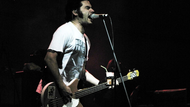 Top 5 Most Iconic Bass Guitars In Punk Rock | Ultimate Guitar