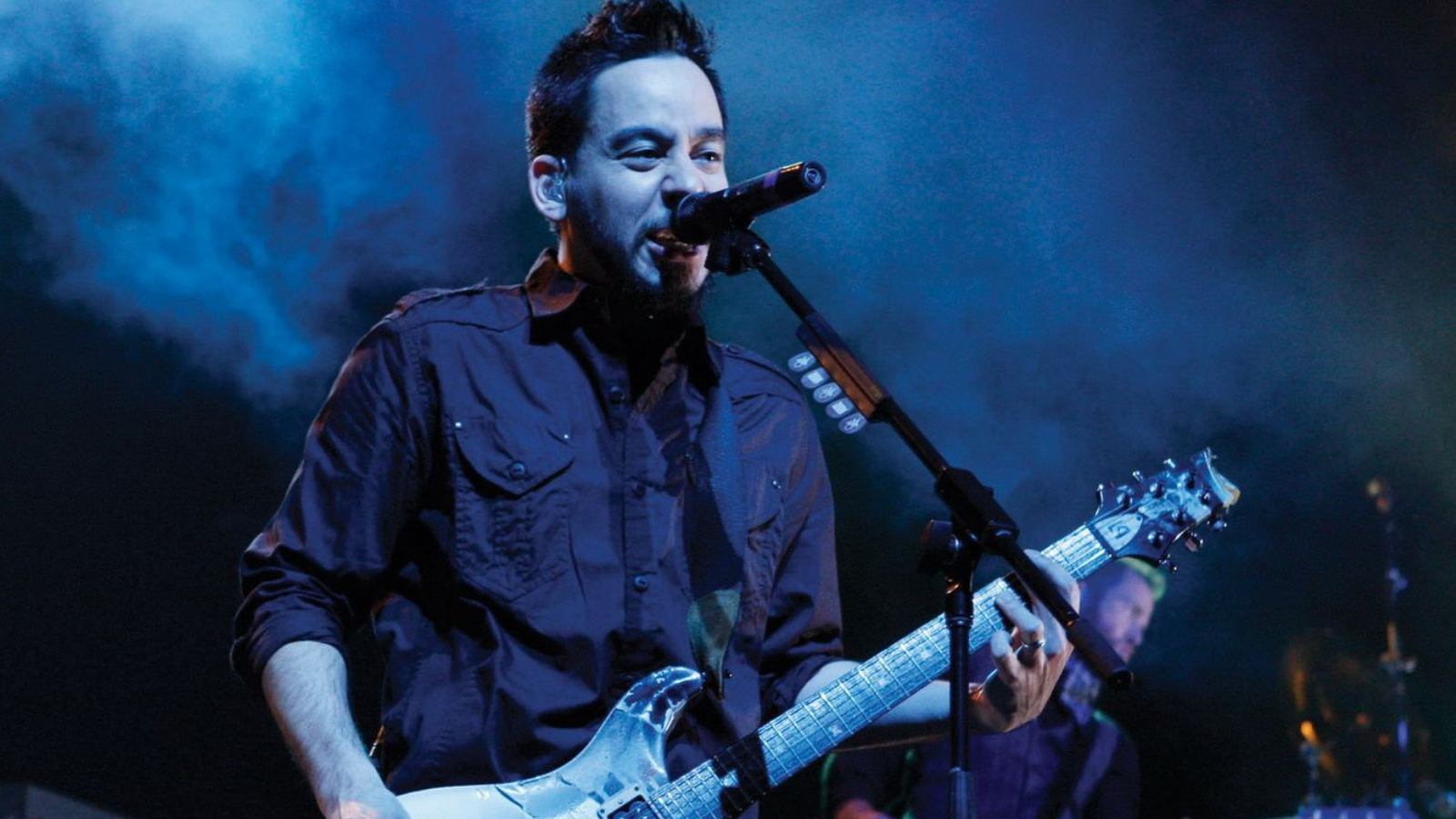 Mike Shinoda Says He 'Didn't Like Much Rock,' Names Song That Changed ...