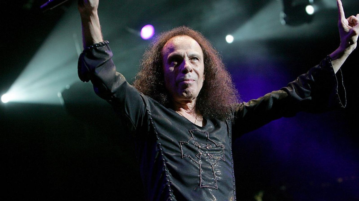 15 Years Ago, One of the Greatest Metal Singers Left Us: But There's No ...