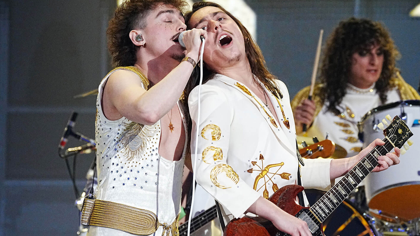'I Think Josh Is Very Critical of Guitar Things': Jake Kiszka On Why Not All Of His Riffs End Up ...
