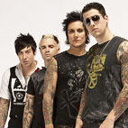 A7X Fans Make Shadows Damage His Voice | Ultimate Guitar