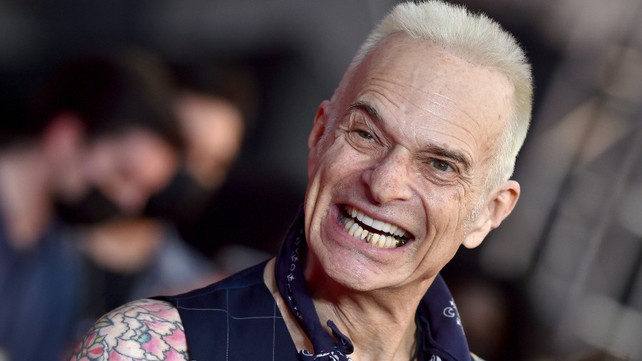 Listen: David Lee Roth Releases New Song 'Pointing at the Moon ...