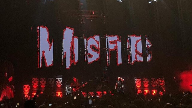 Watch: Misfits Perform Classic Debut Album in Its Entirety Live | Music ...