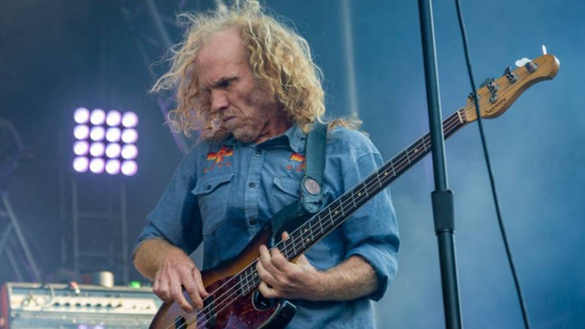Mike Dean Looks Back on Corrosion of Conformity's Early Days as a ...