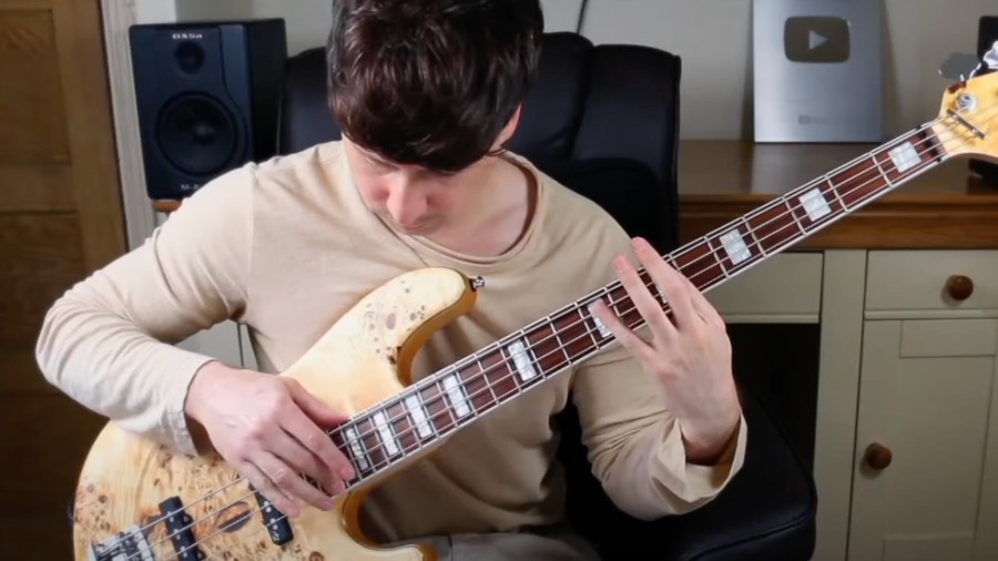 Zelda Theme Works Perfectly in a Tapping Solo Bass Arrangement, Here's ...