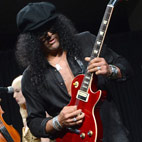 Slash: 'The Only People That Obsess About Guns N' Roses Is Media ...