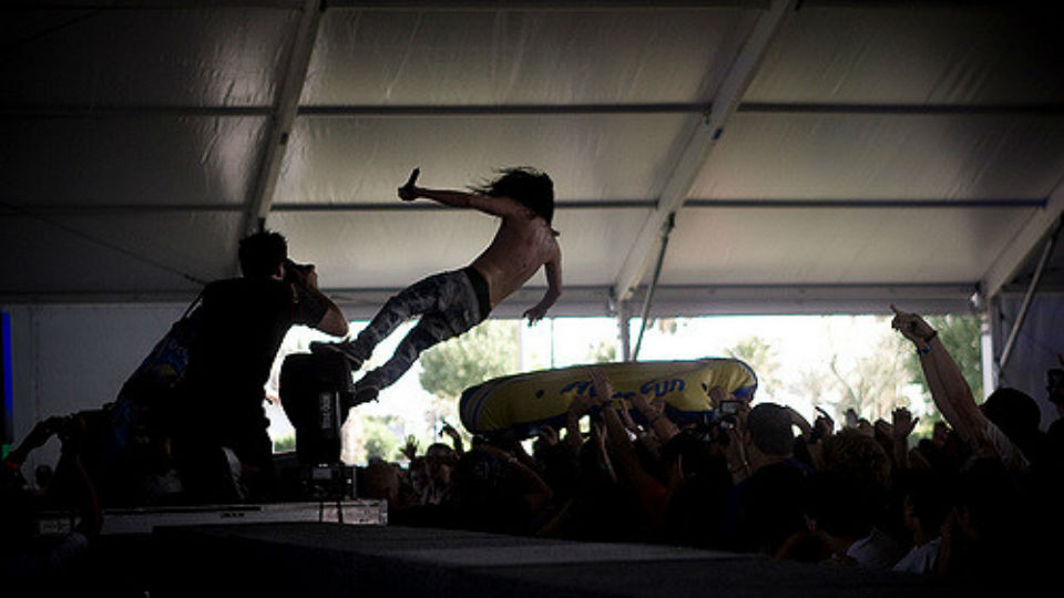 Watch: Epic Stage Dive Fails | Music News @ Ultimate-Guitar.Com