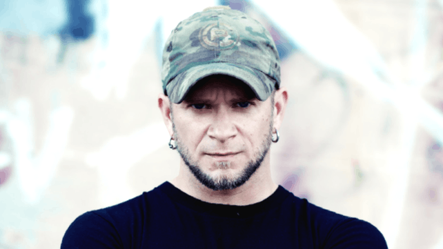 Phil Labonte Amazed by Five Finger Death Punch Fans | Music News ...