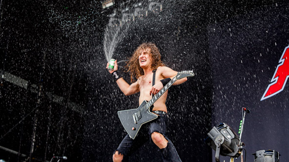 Airbourne: How to Get the Audience on Your Side as a Rock Band ...