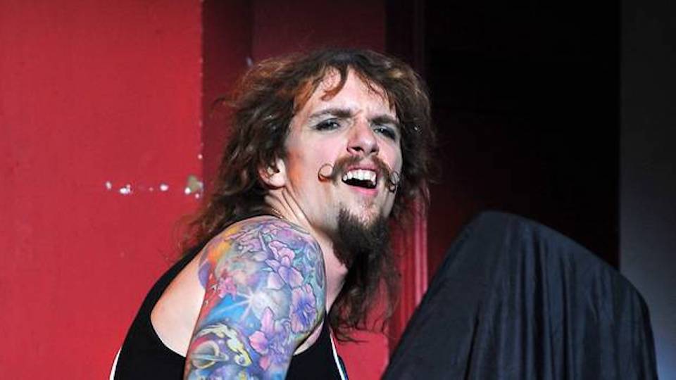 The Darkness Frontman Justin Hawkins: Too Many Lead Players Use Wah to ...