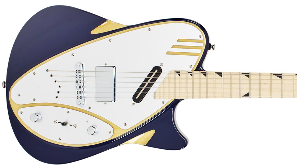 Backlund 200 (blue) Review | Eastwood | Electric Guitars | Reviews ...